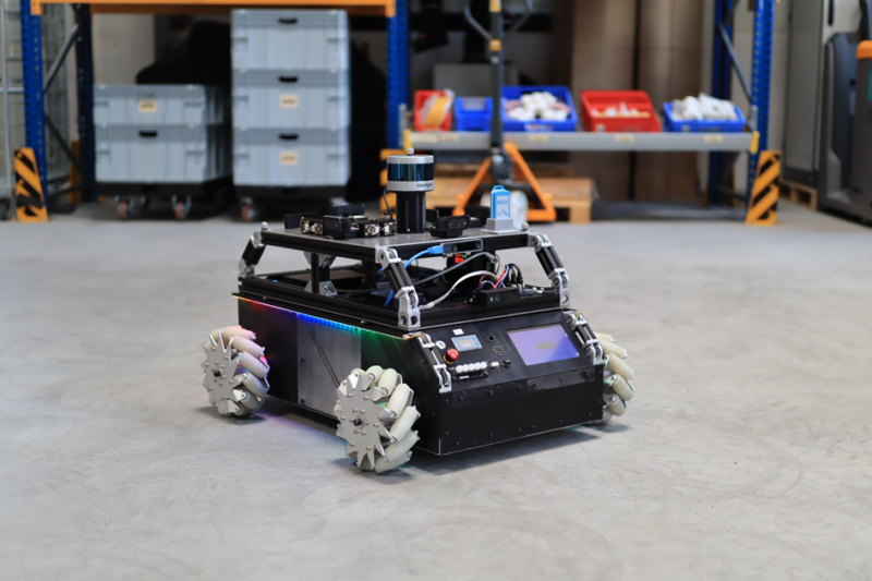 MoMo - An Open-Source Modular Mobile Robot - Institut für Technische ...